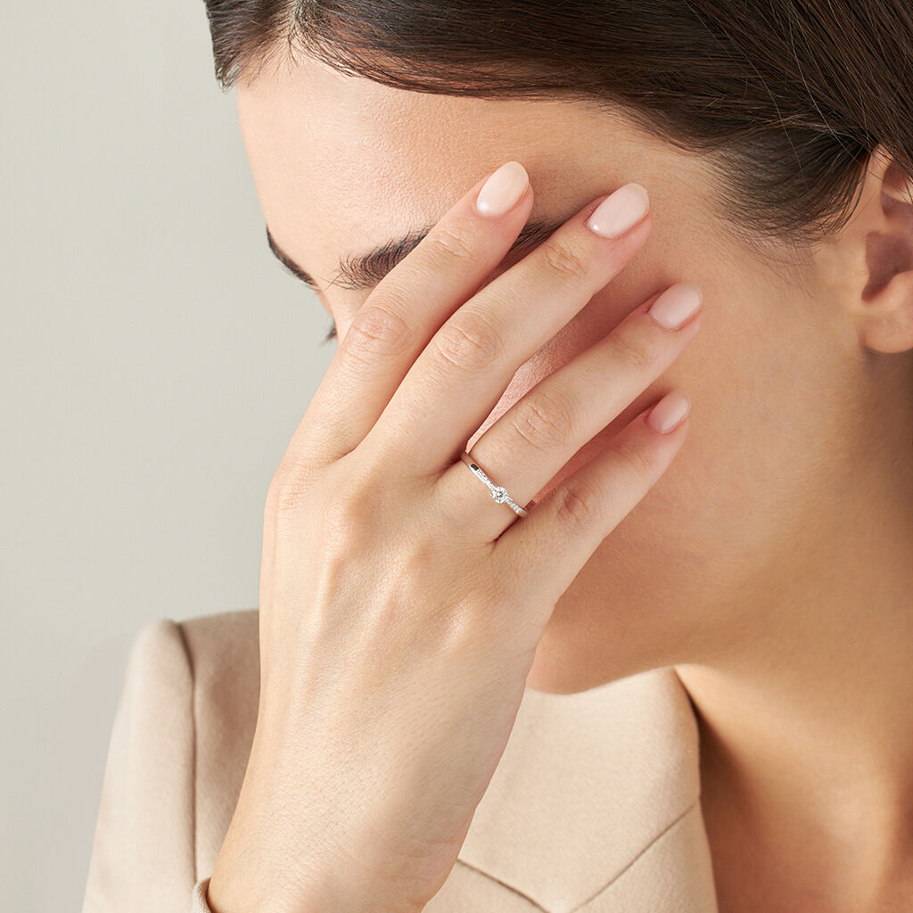 Anello Solitario Grace Oro Bianco Diamante - 1425740 • Stroili